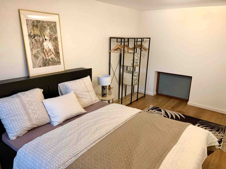 Contemporary Design Loft At Place Stephanie - Brüssel