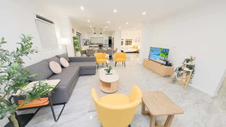 Sydney Northmead 4 Bed House Cls Westmead Hospital - Blacktown