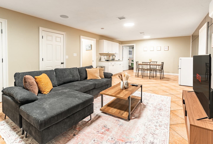 Charming Newark Stay Minutes To Nyc & Transit - Newark, NJ