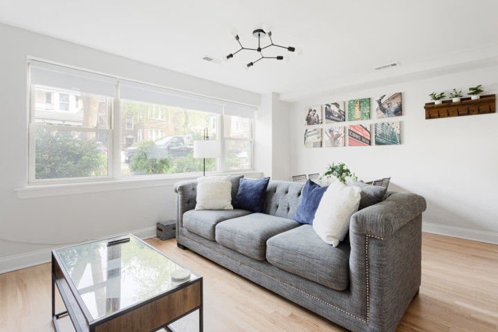 The Bright Retreat In Andersonville - Evanston, IL