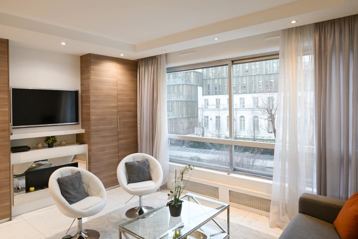 Champs-élysées Luxury Apt W/ A/c & Fast Wifi - Courbevoie