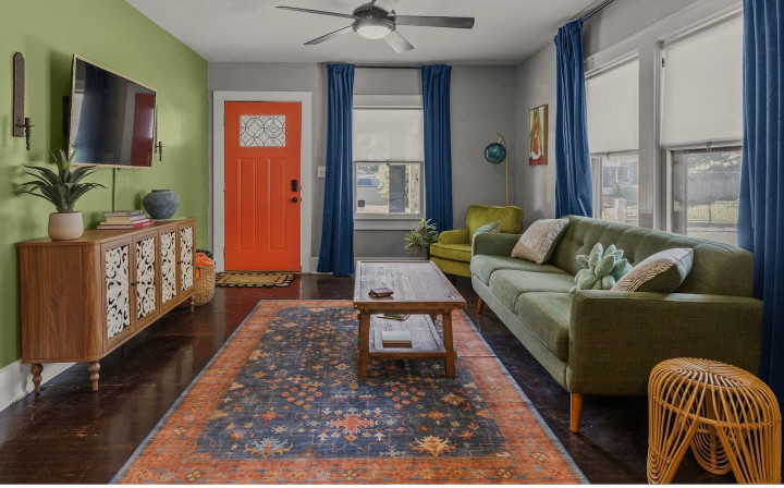 Frida-inspired Boutique Sobro Bungalow - Indianapolis, IN