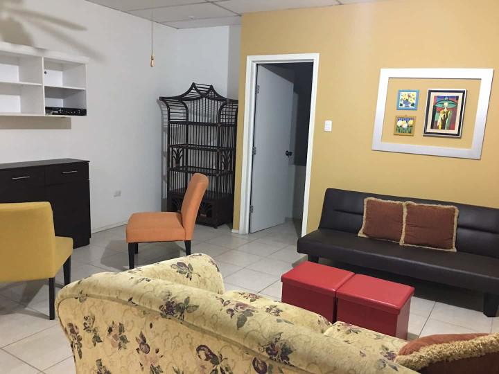 A Warm Apartment In A Family Atmosphere - Manta