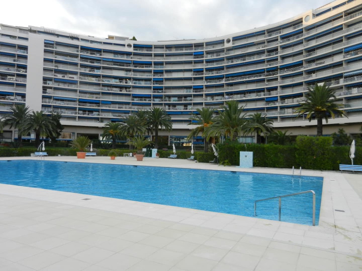 A Louer Appartement 2 Pieces. Cannes Marina. - Mandelieu-la-Napoule