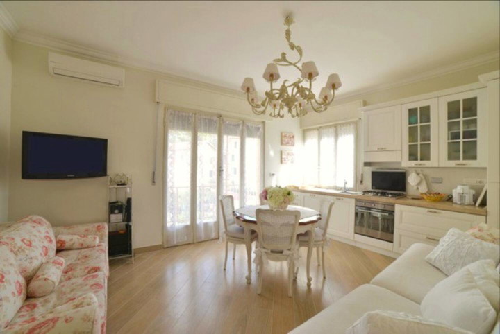 'Casa Grandis' Charm In The Heart Of Bordighera - Ospedaletti
