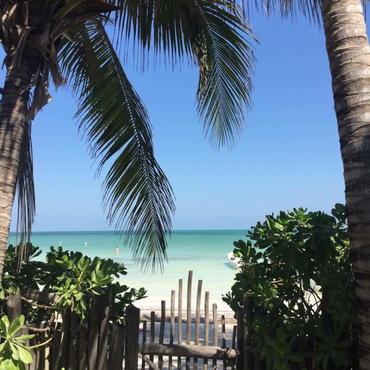 Casa Cat Ba Unique Deluxe Beachfront Villa 13 Pax - Holbox