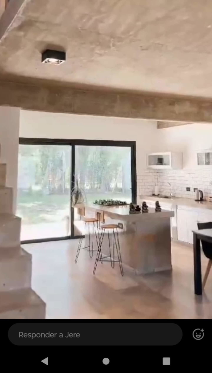 Casa Estilo Industrial . - Centenario
