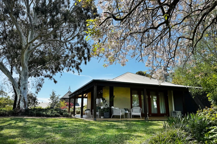 The Pavilion Yarra Valley  Luxury Country Retreat - Yarra Glen