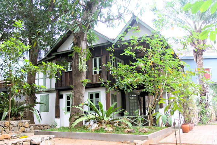 The Ebony An Original Lao House - ラオス
