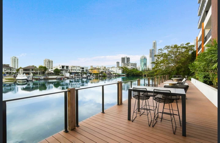 Surfers 1br | Beach, Pool, Gym, Carpark Access - Gold Coast