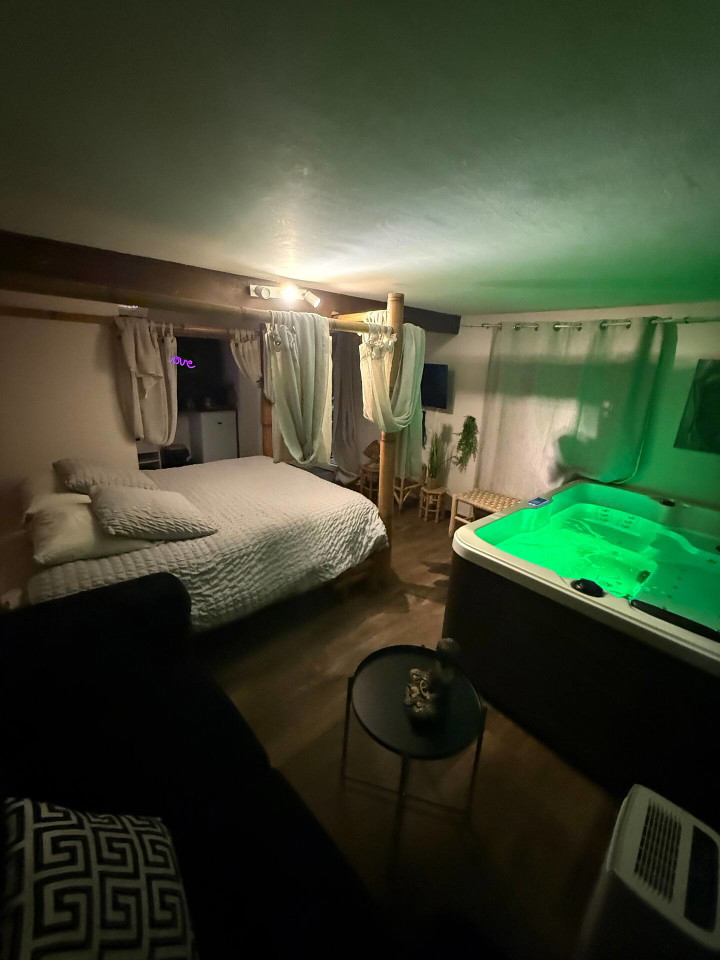 Suite D'hôtes Jacuzzi - Cassis