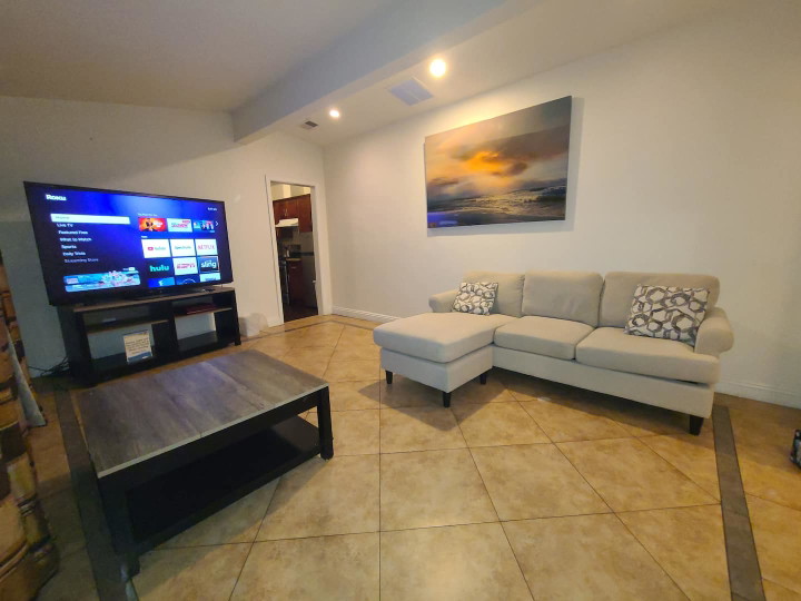 Charming House - In A Beach City - Hermosa Beach, CA