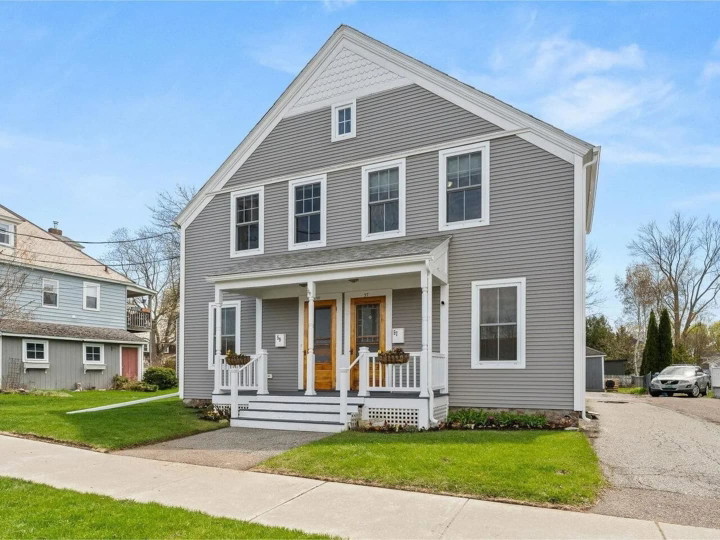 Cozy South End Sanctuary With Lake Views - Burlington, VT