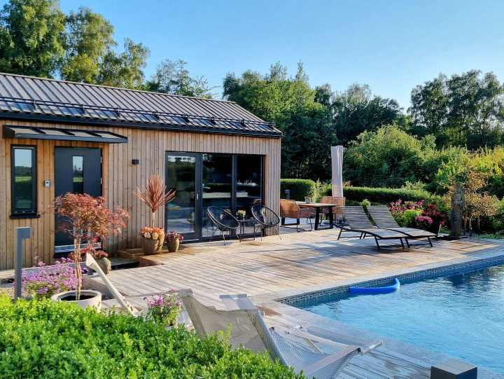 Guesthouse With Pool Near Nature, Sea And Golf - Kungsbacka