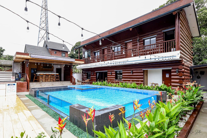Oak & Ember | Cozy And Intimate Cabin At Tagaytay - Amadeo