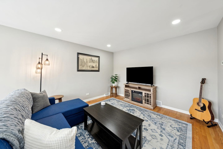 Spacious 3br Apt-king Bd-wifi-ntflx-full Kitchen - Evanston, IL