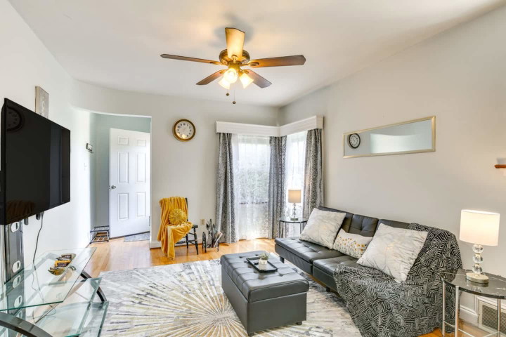 Vintage With A Touch Of Mod Ii - Kirkwood, MO