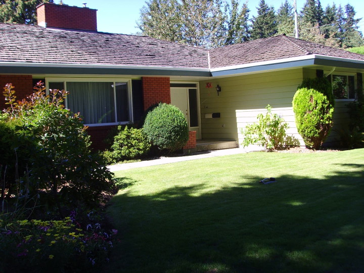 Garden View In East Abbotsford Bc - Abbotsford