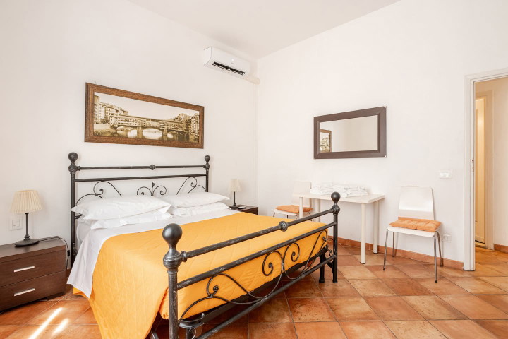 Nice & Roomy Apartment Behind The Uffizi Museum - Florencia