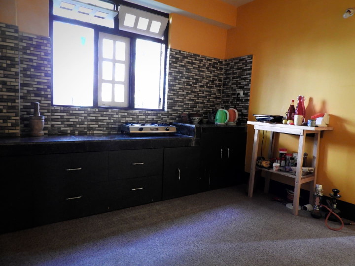 Cloud Door Food,rooms And Adventure - Pelling