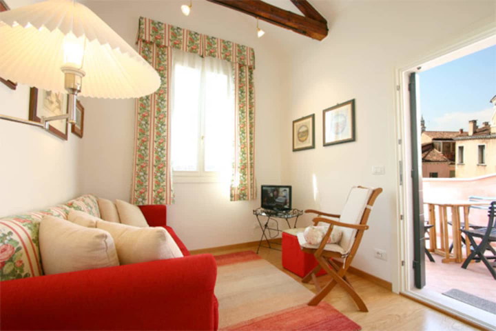 Lovely Apartment With 2 Terraces - Venice