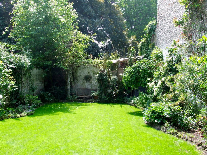 Studio Familal Avec Balcon - Mons