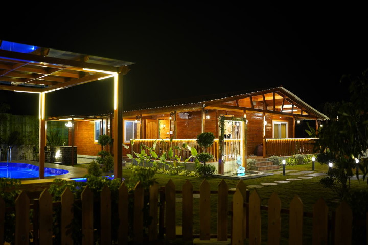 La Cabana, The Wooden Cottage With Private Pool - Hyderabad