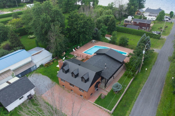Le Noyan Luxurious 6-bedroom Retreat - Quebec