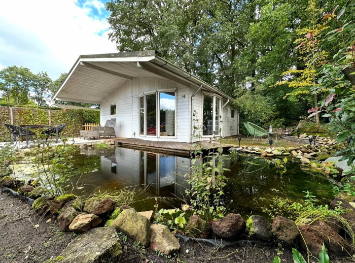 Forest Feeling - Hot Tub & Wake Up With Squirrels - Ommen