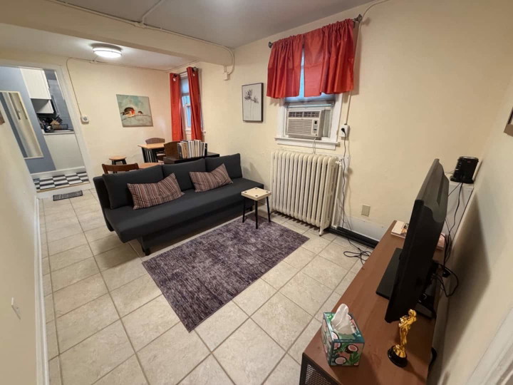 Comfortable Space At A Great Location - Hyattsville, MD