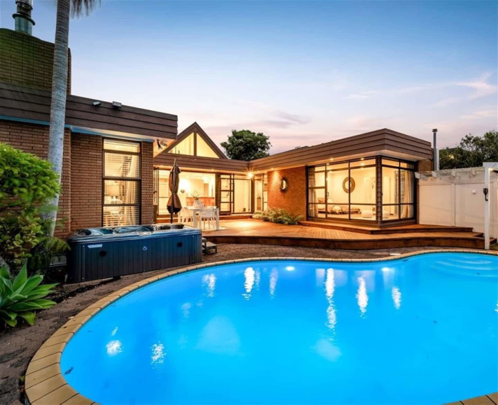 Entertainers Paradise, Pool, Spa,billiards - Auckland
