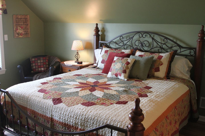 Martha's Guest Suite: Less Than 3 Miles From Sight And Sound Theater. - Lititz, PA