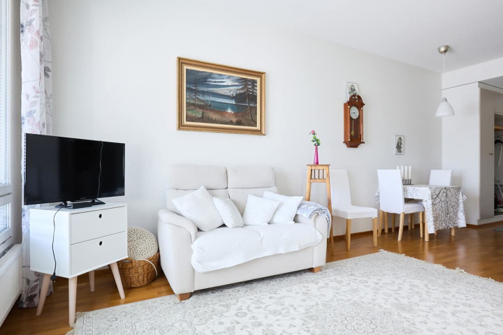Bright Central Raisio 1br Apt | Balcony & Sauna - Turku