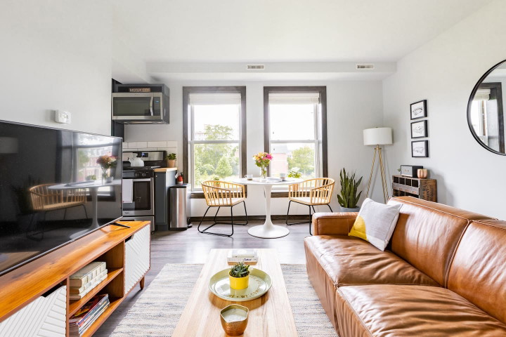 Little Paris Pied-à-terre | Walk To Lca, Comerica - Detroit, MI