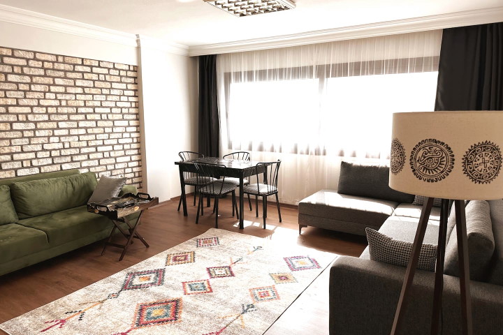 Small House In The Best Location - Bornova