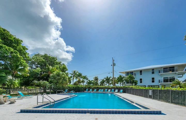 Paradise Palms 2bed/2.5bath Townhouse Style Condo - Marathon, FL