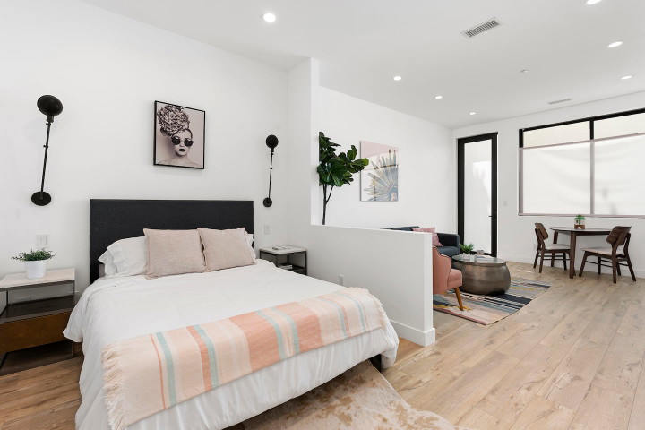 Modern Studio In Santa Monica - 11a - Santa Monica, CA