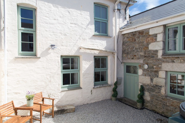 Enclosed Garden, Minutes From Harbour Pubs & Beach - Helston