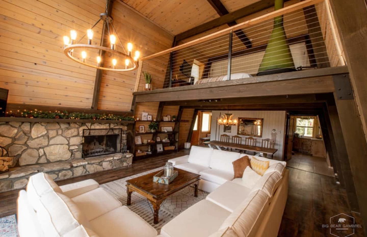 🪵 3-story Home, Game Room, Hot Tub, Pool Table - California