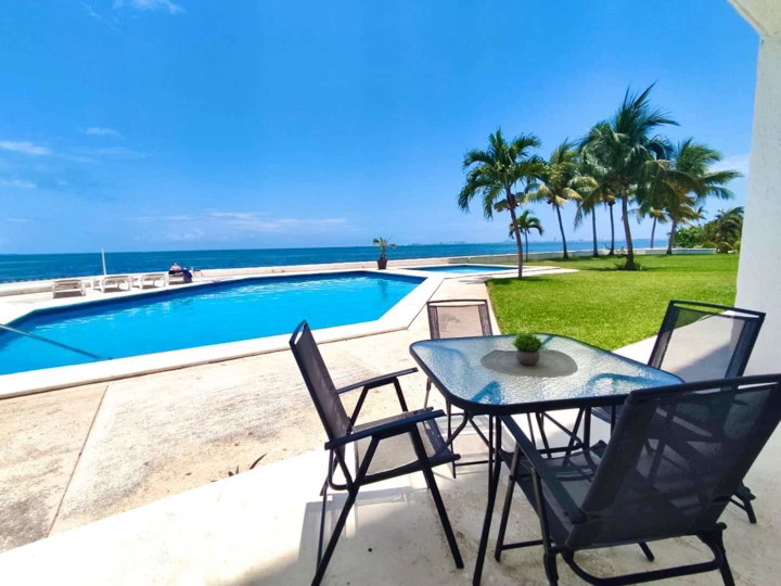 Beachfront 1br Oceanview | 4 Pools | Next To Ferry - Cancún