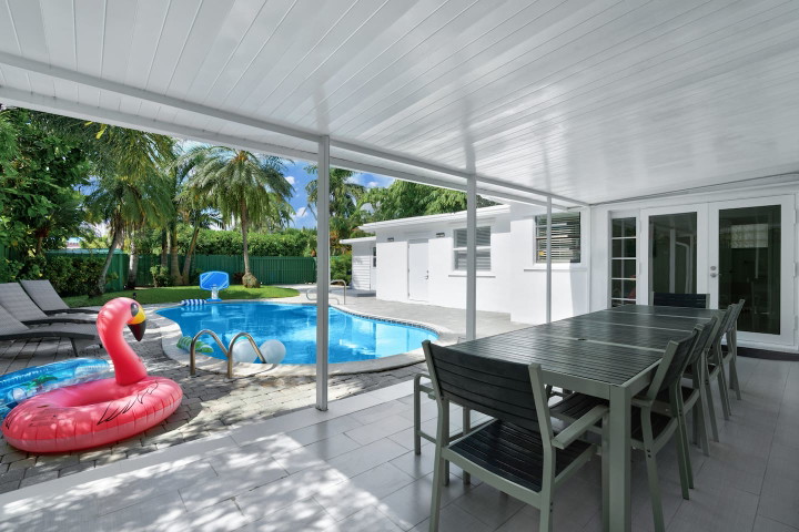 Oasis Boutique Villa 4/3 + Den Con Piscina Climatizada, A 2 Millas De La Playa - Miramar, FL