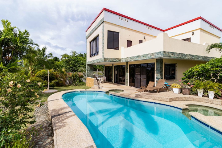 Luxury Oceanfront Cliff Villa 180° Sea View & Pool - Panglao