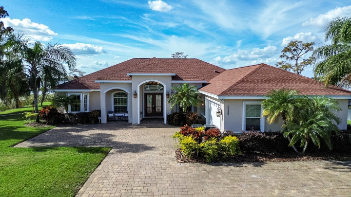 Expansive Lakeside Living On A Sunset Cove - Winter Haven