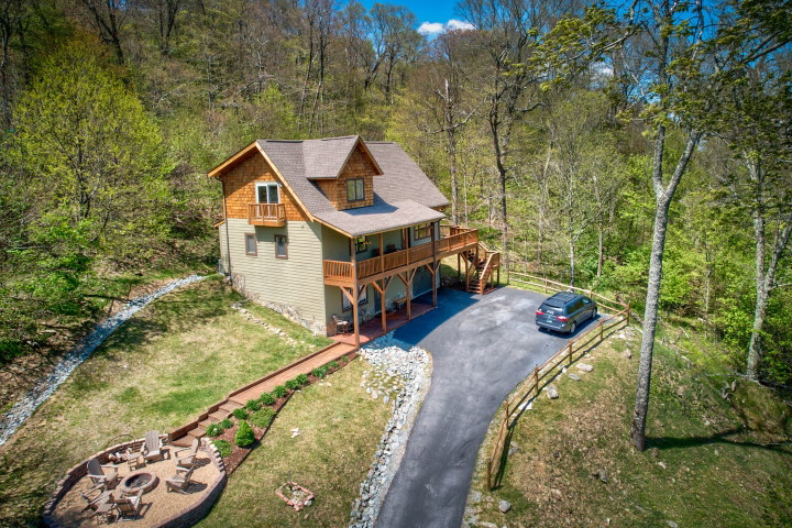 Sugar Rush-sugar Mtn Home W/ Firepit And Hot Tub! - Sugar Mountain, NC