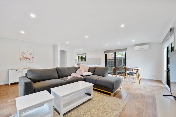 Inverloch Garden Villa | 400m To Beach | Spa Bath - Inverloch