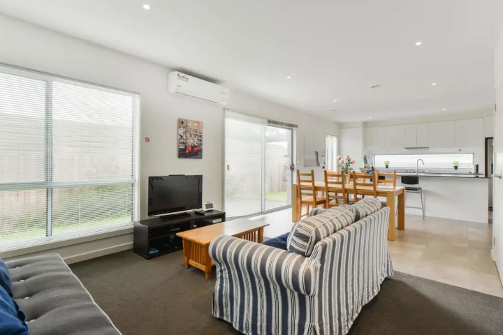 Walk To Beach And Shops! - Mount Martha