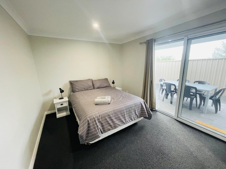 Glen Iris Gem B - Bunbury