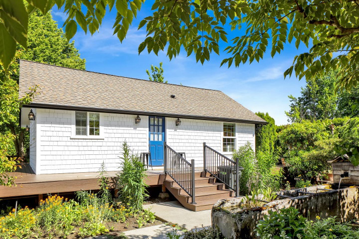Cherry Blossom Cottage - Mount Vernon, WA