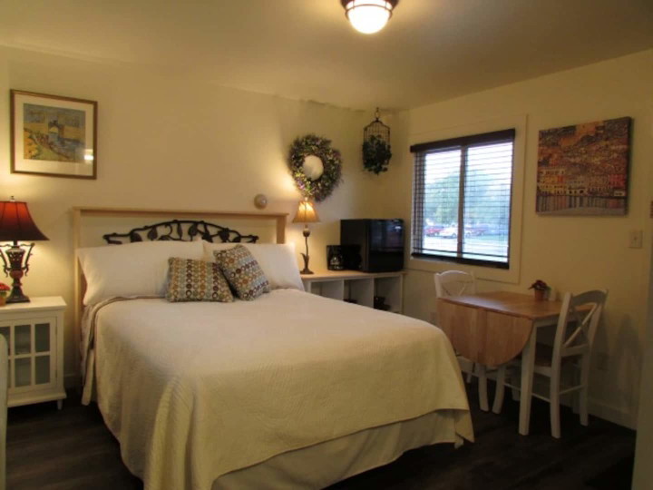 Superior Bay Boutique Motel Unit #5 - Duluth, MN