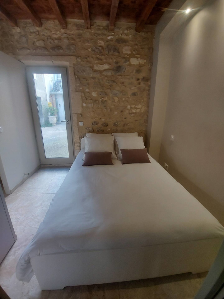Beautiful Private Apartment Facing The Arènes - Arles, France